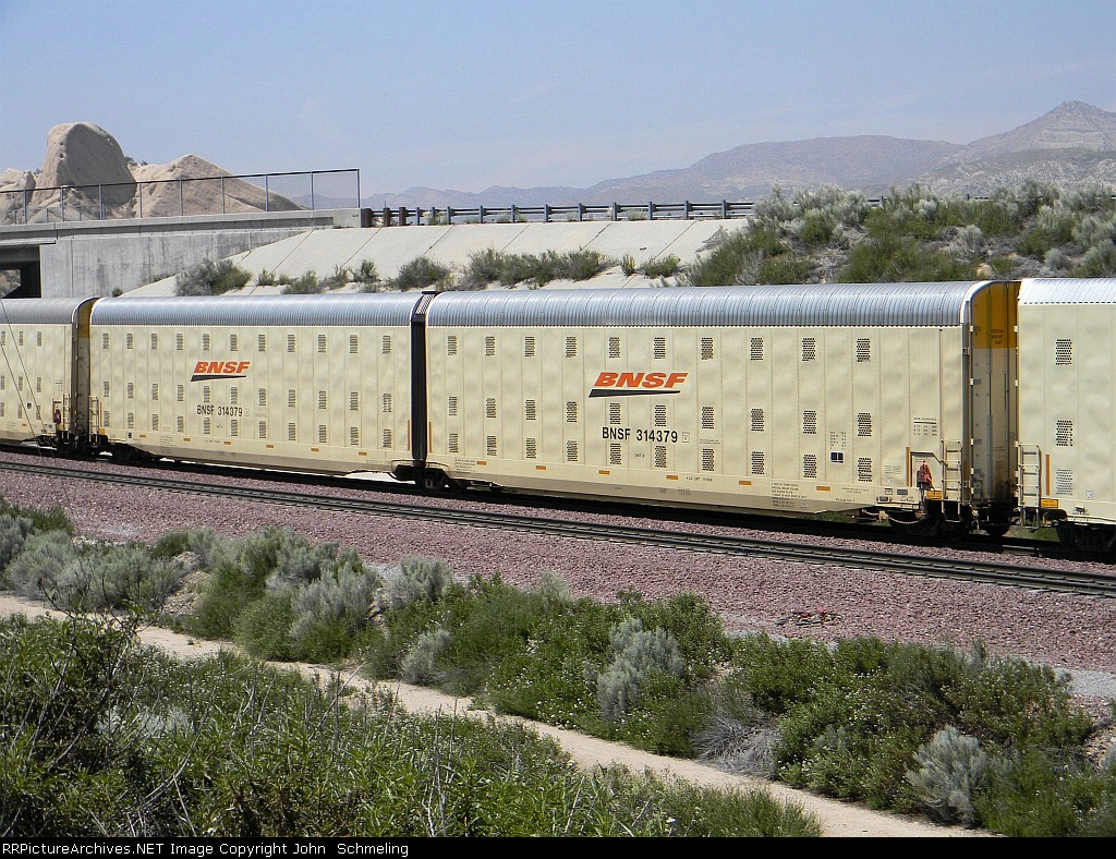 BNSF 314379 (Auto Rack Articulated) at Alray CA. 5/20/2010